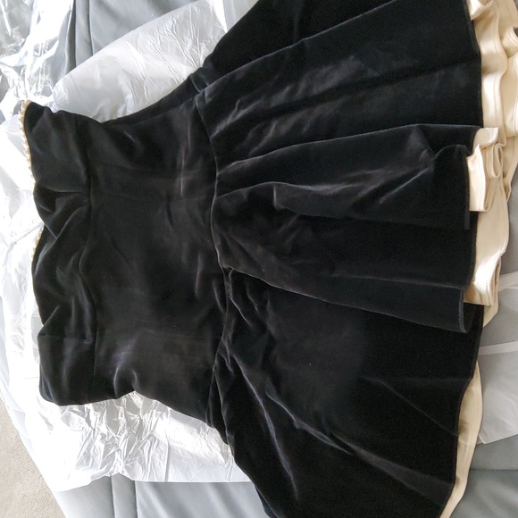 House of CB | Dresses | House Of Cb Marilla Black Velvet Strapless Mini ...